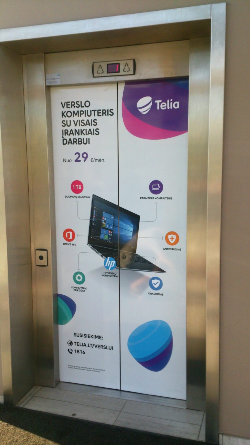 Telia kliento reklama verslo centruose - www.grabmedia.lt
